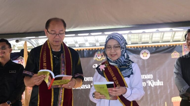 Teka-teki Empat Etnik dalam Sebuah Buku